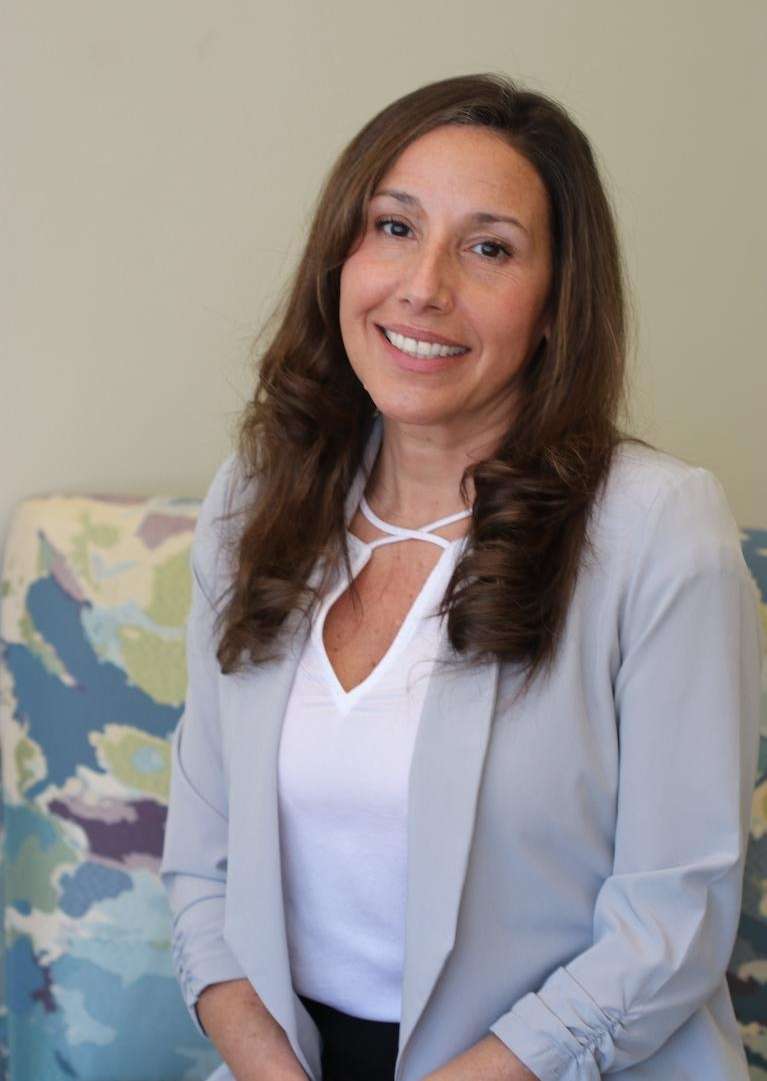 Meet Dr. Danielle Leonardi | Glen Lake Dental | Goffstown Dental